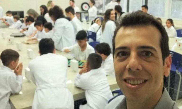 Bolsonaro convida Renato Feder, secretário do Paraná, a assumir ...