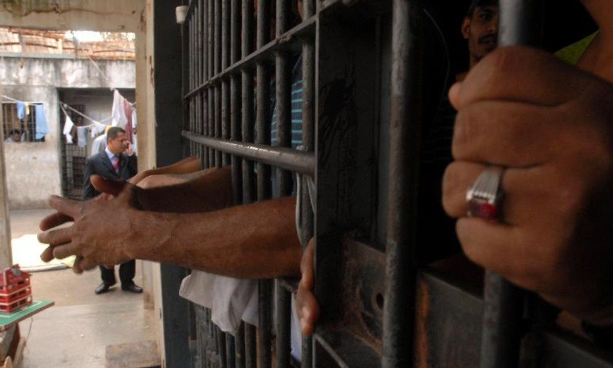 prisão domiciliar - CartaCapital