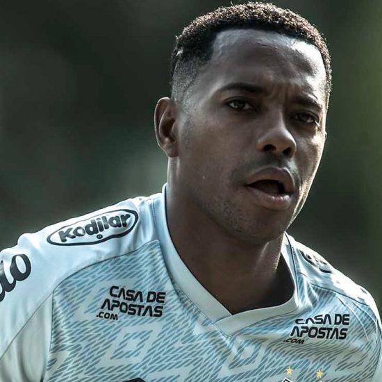 Capitão da Seleção cobra 'conscientização de jogadores' após casos de ...