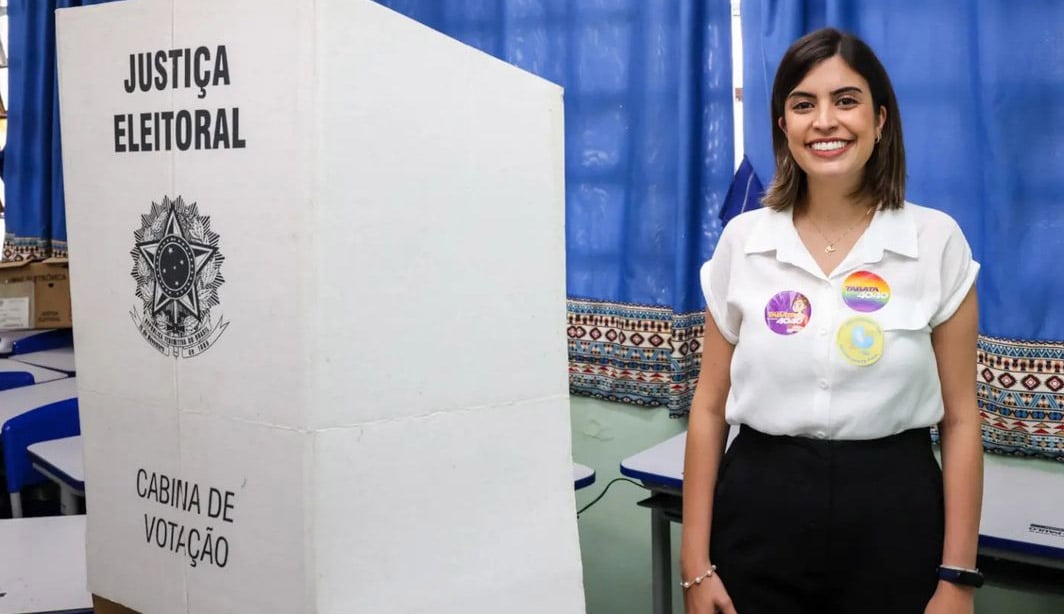 Tabata é condenada a pagar R$ 5 mil a advogado de seguidor que defendeu ...